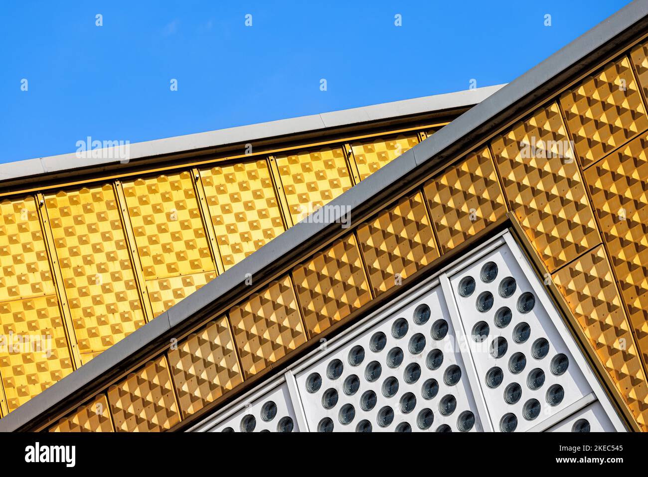 Complementary architecture hi-res stock photography and images - Alamy