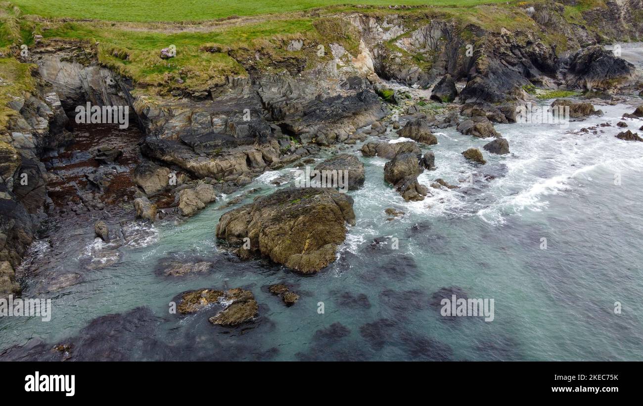 Tidal waves of the Atlantic Ocean near the southern coast of the island ...