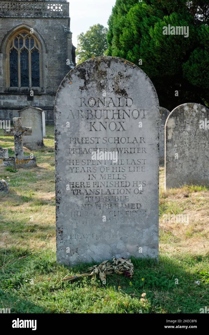 Headstone of ronald knox catholic priest and writer st andrews hi-res ...