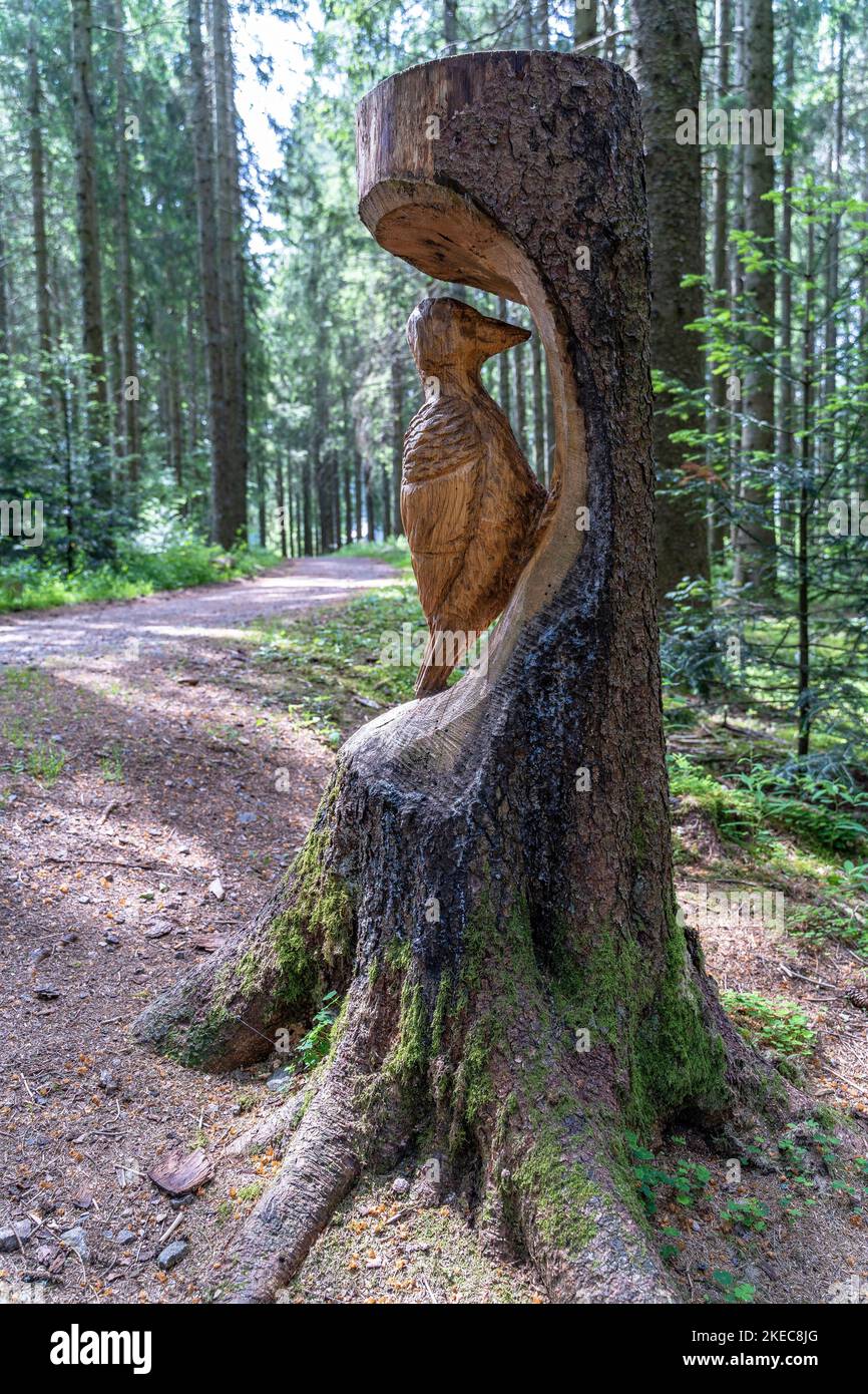 Carved tree hi-res stock photography and images - Alamy