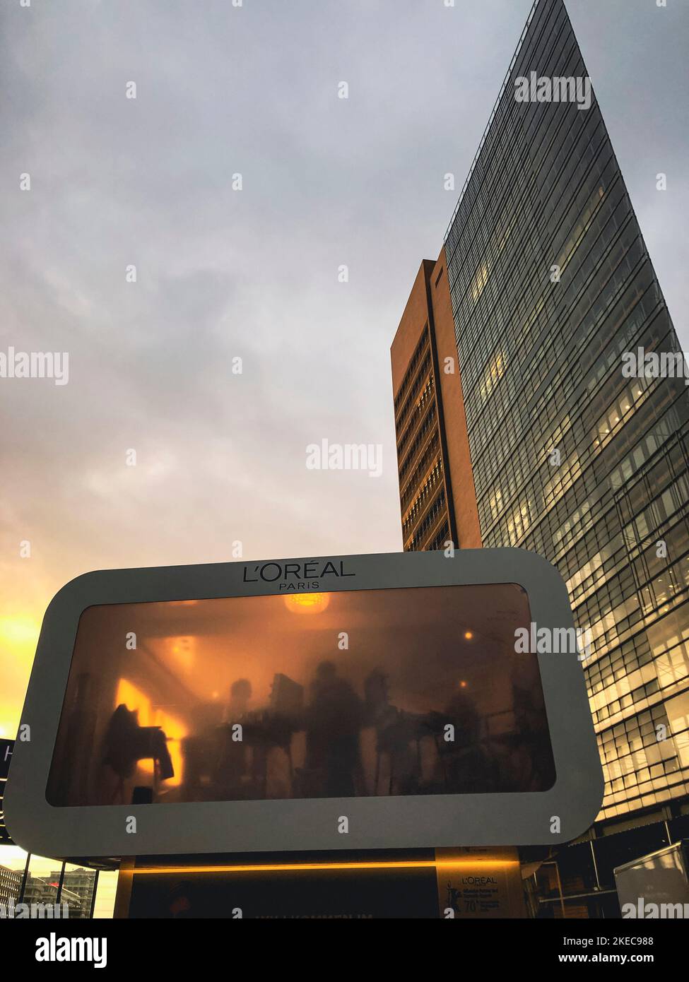 Potsdamer Platz, Atrium Tower, high-rise, office building, Berlin ...