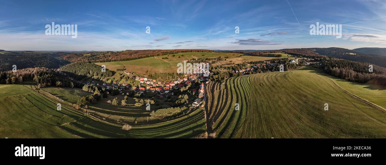 Germany, Thuringia, Masserberg, Heubach, village, meadows, meadow ...