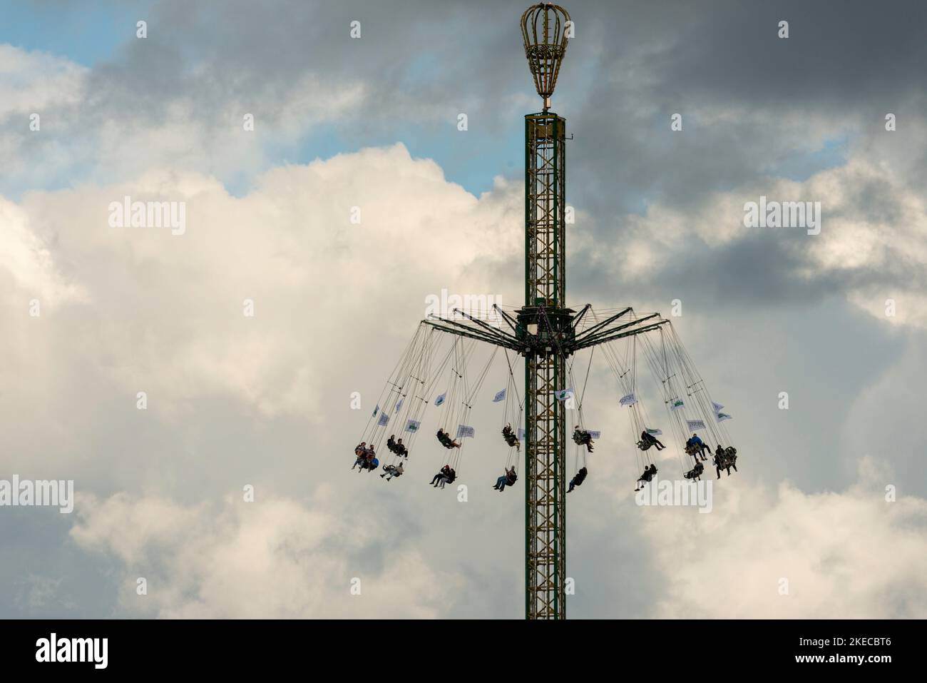 fun ride, Oktoberfest, Wiesn, folk festival, Munich Stock Photo - Alamy