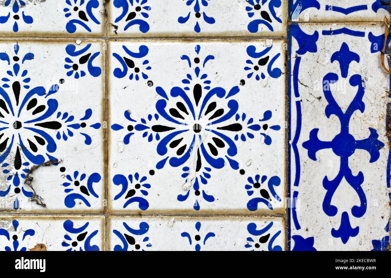 Wall tiles dirty old hi-res stock photography and images - Alamy