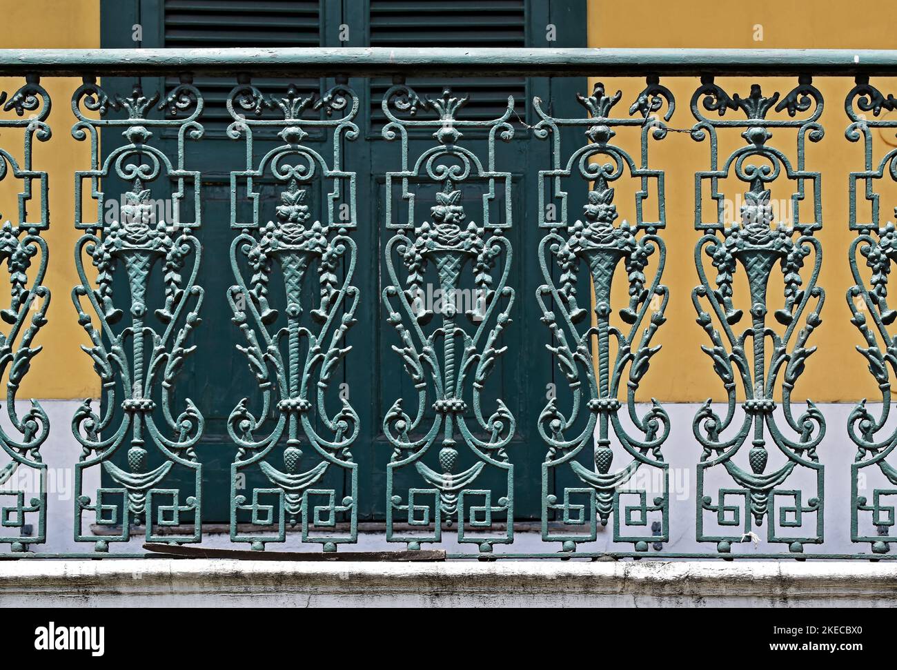 Decorative grid hi-res stock photography and images - Alamy