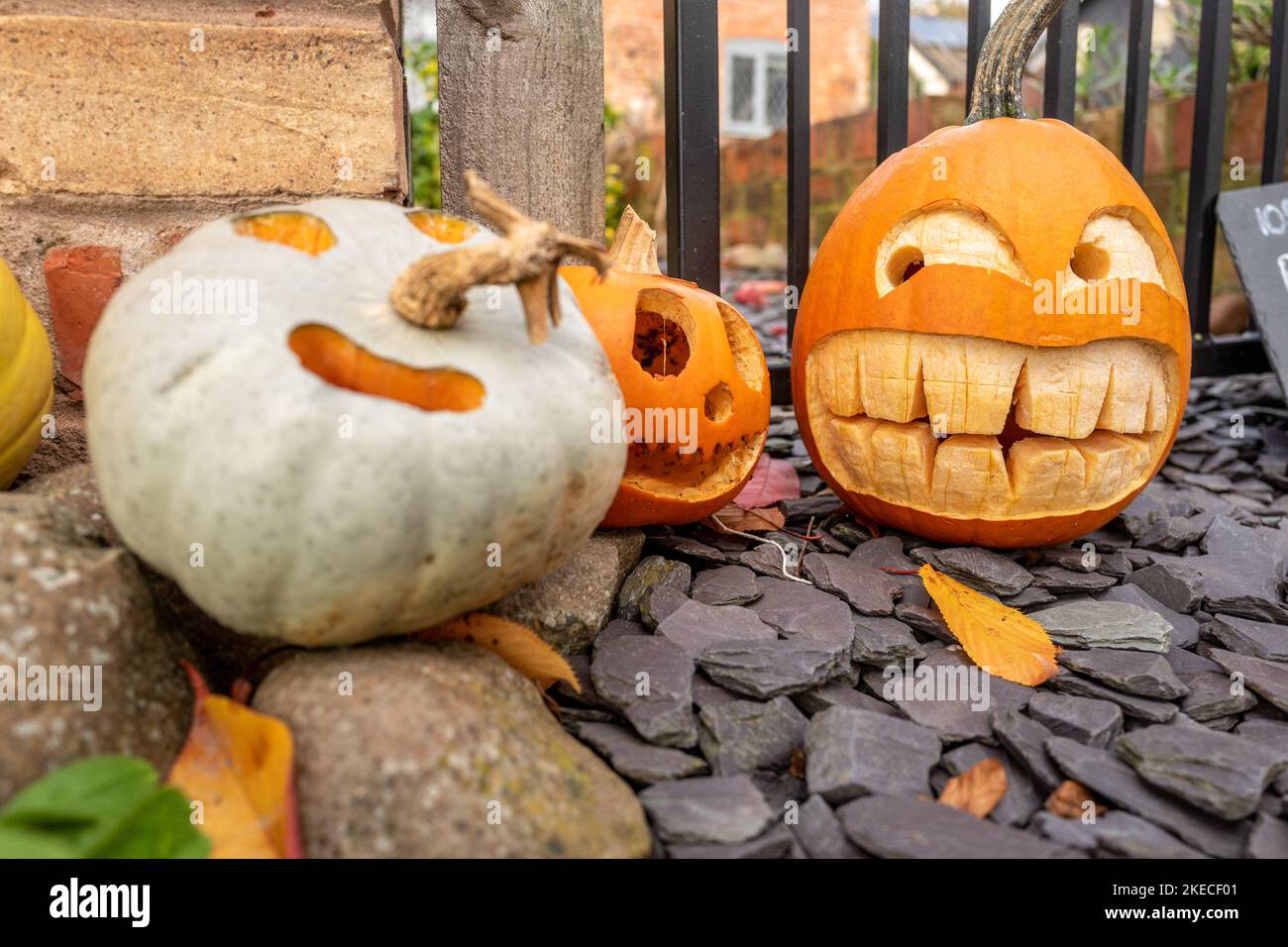 Nottingham, November 6th 2022: Pumpkins on the street for the Hallowe ...