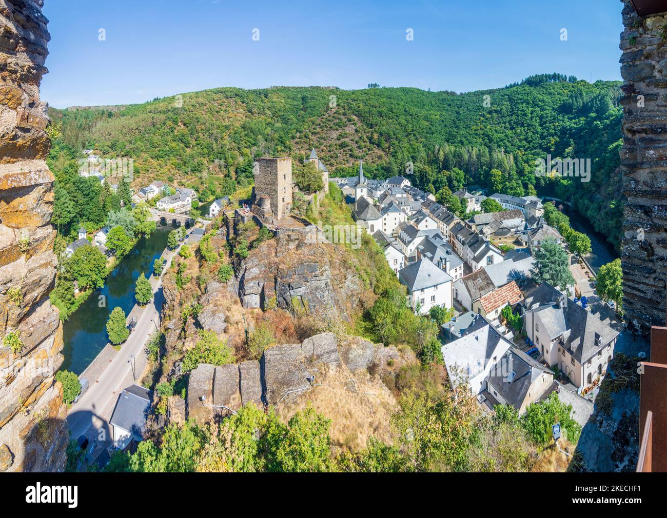 Esch-sur-Sure (Esch-Sauer), Esch-sur-Sure Castle, old town, Sauer (Sure ...