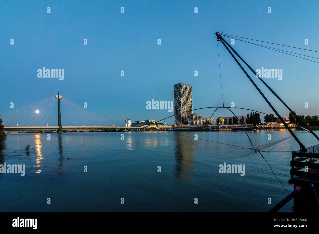 Danube marina vienna hi-res stock photography and images - Alamy