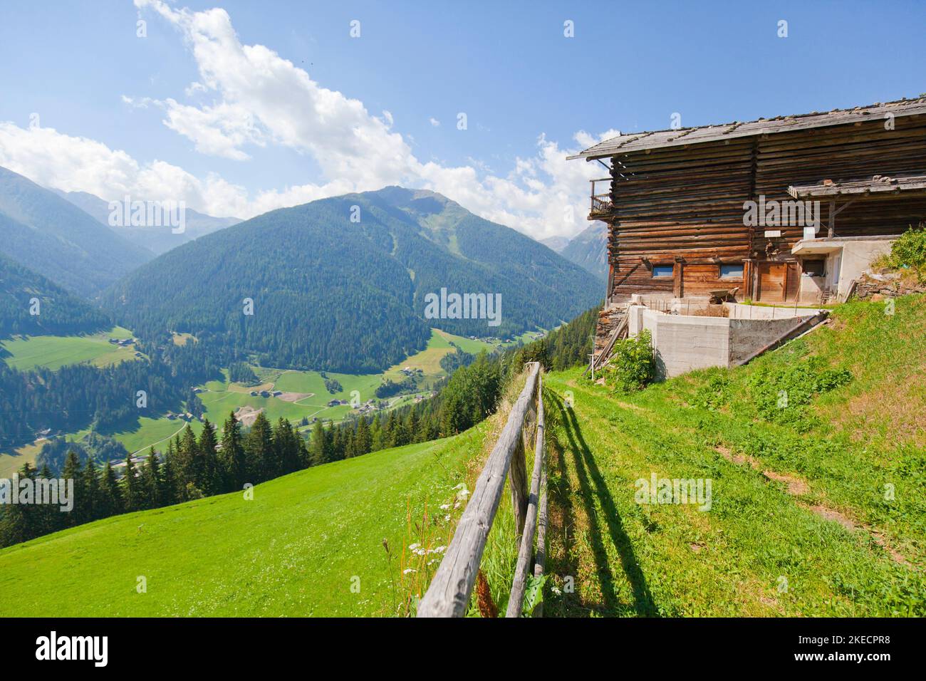 Tyrolean farms hi-res stock photography and images - Alamy