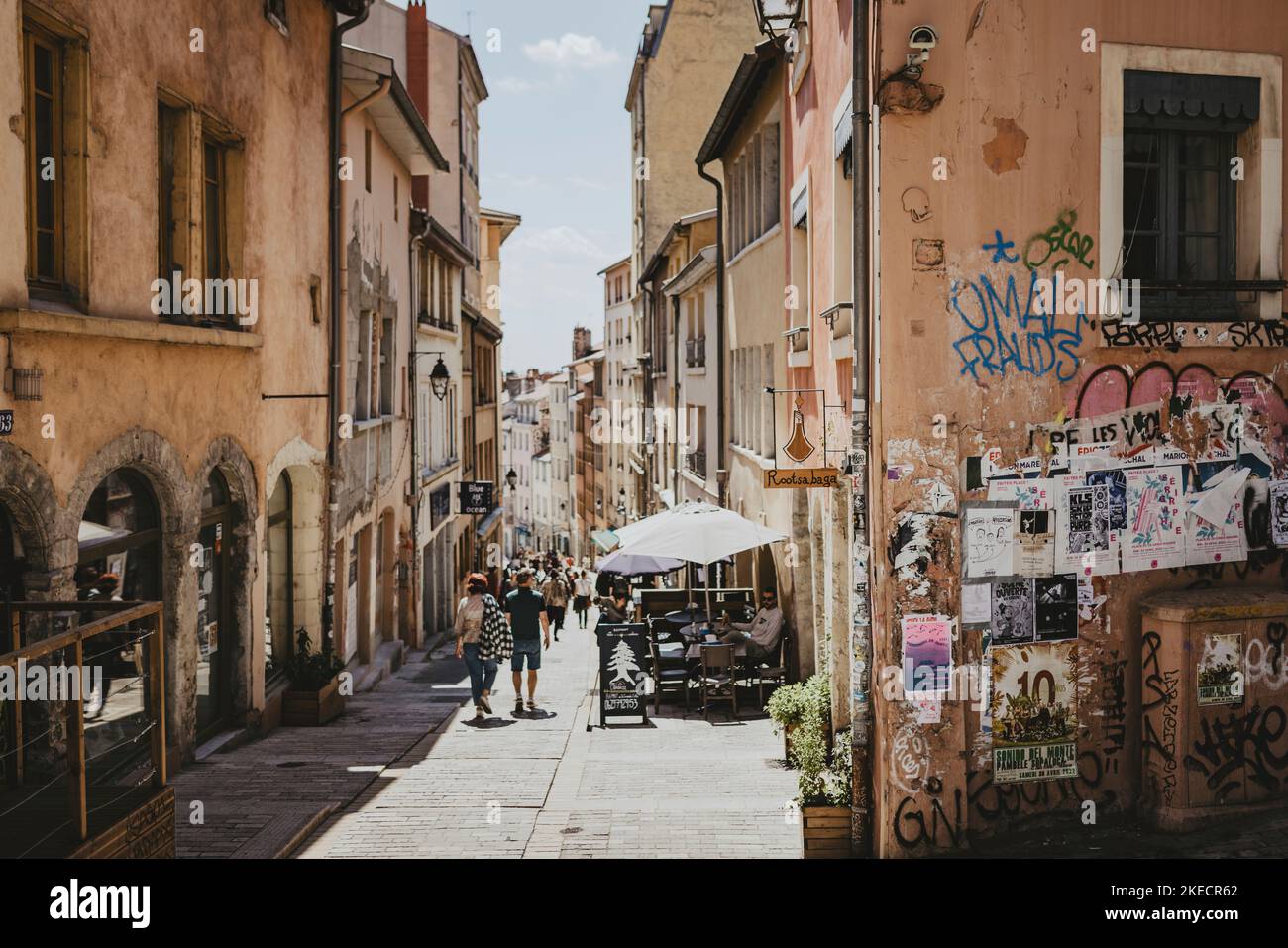 France, Lyon, street scene, old town Stock Photo - Alamy