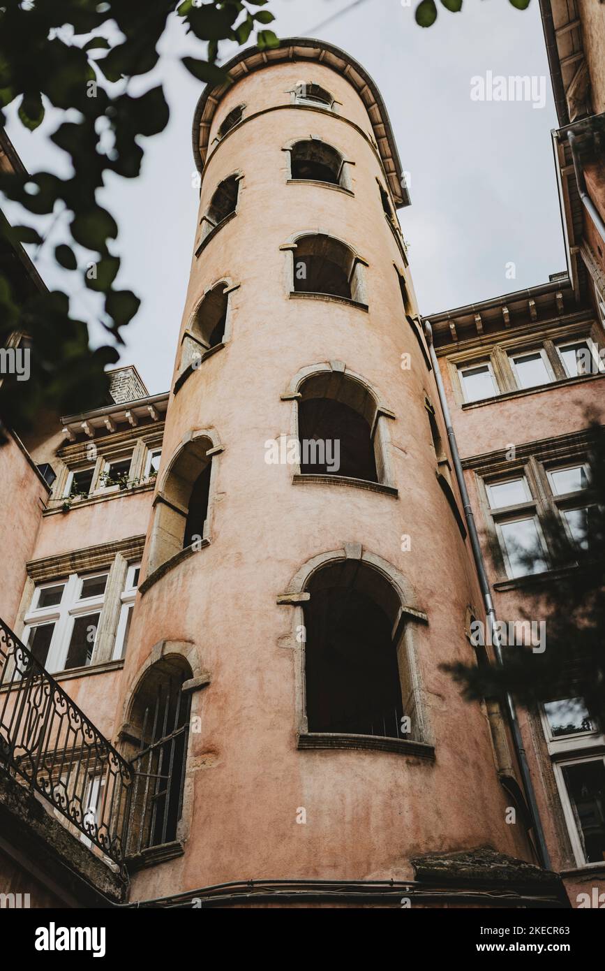 Arched building and tower hi-res stock photography and images - Alamy