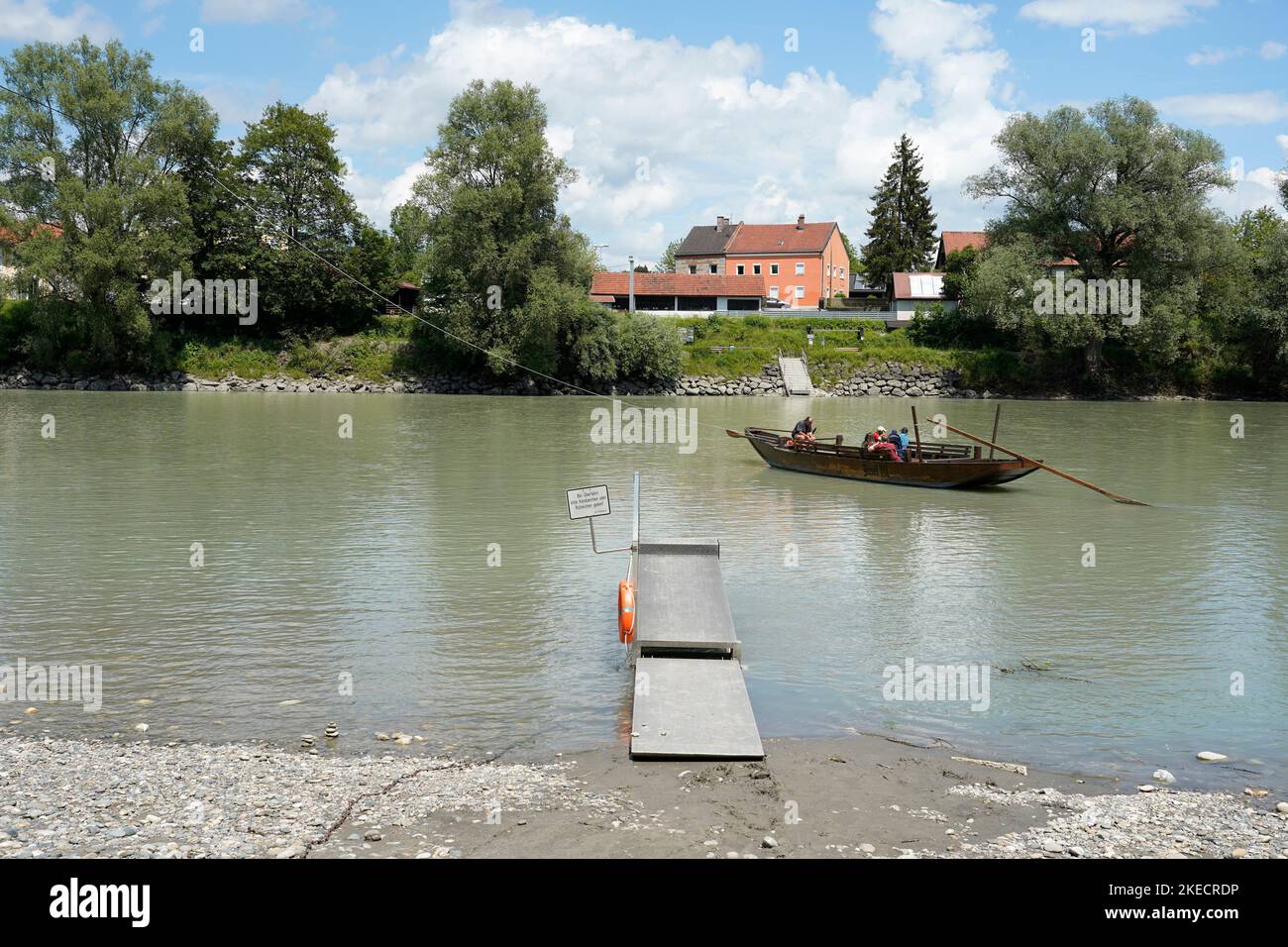 Germany, Bavaria, Upper Bavaria, Mühldorf am Inn, river Inn, ferry puts ...