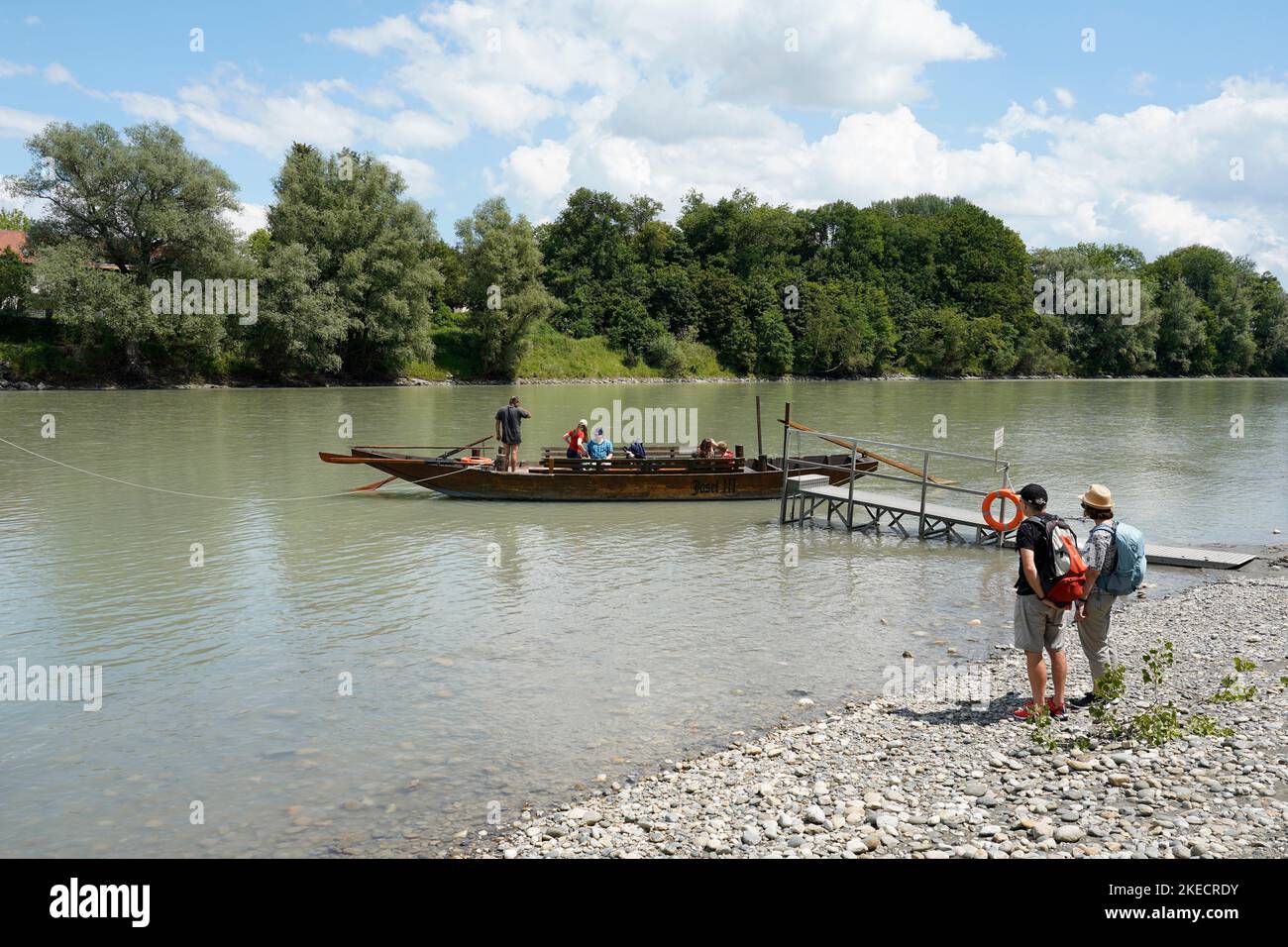 Germany, Bavaria, Upper Bavaria, Mühldorf am Inn, river Inn, ferry puts ...