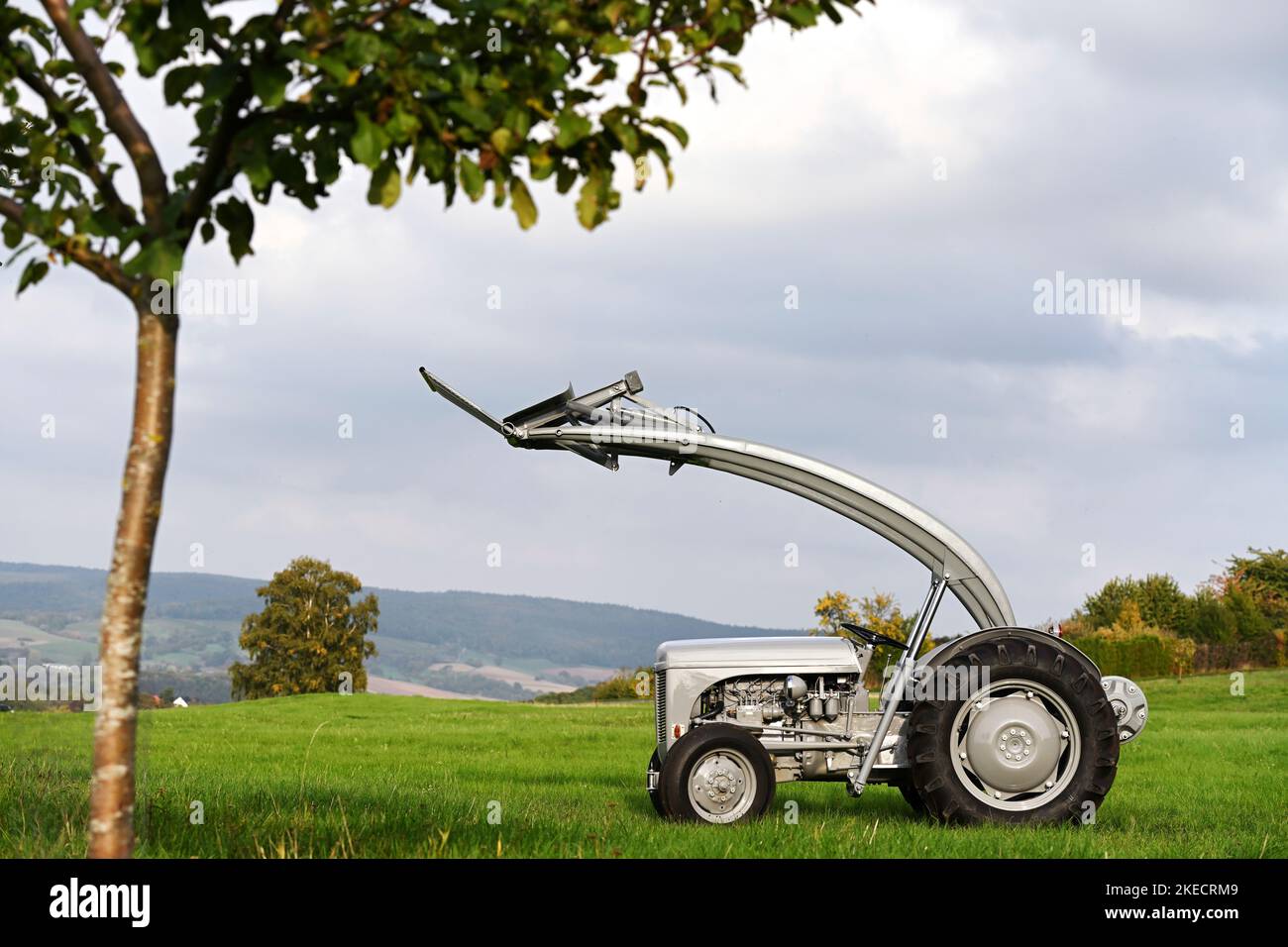Massey ferguson tef 20 tractor hi-res stock photography and images - Alamy