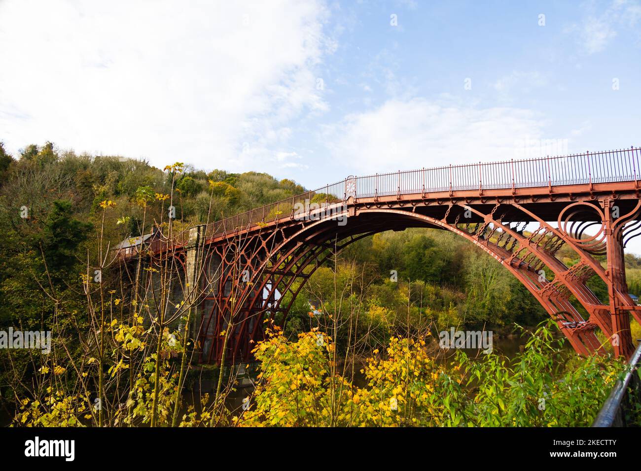 Iron bridge shropshire hi-res stock photography and images - Alamy