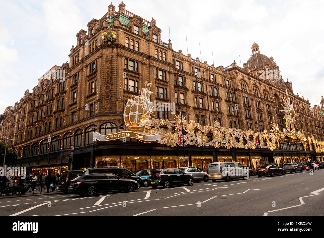 London, UK. 11 November 2022. Harrods department store in Knightsbridge ...