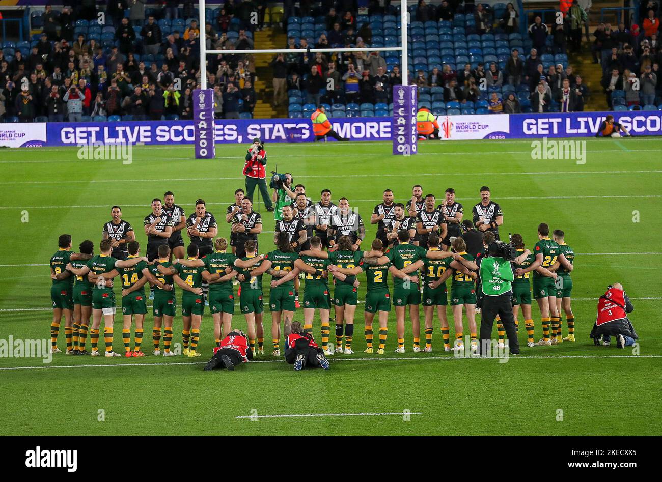 Leeds, UK. 12th Sep, 2020. ***NewZealand perform the Haka pre kick off ...