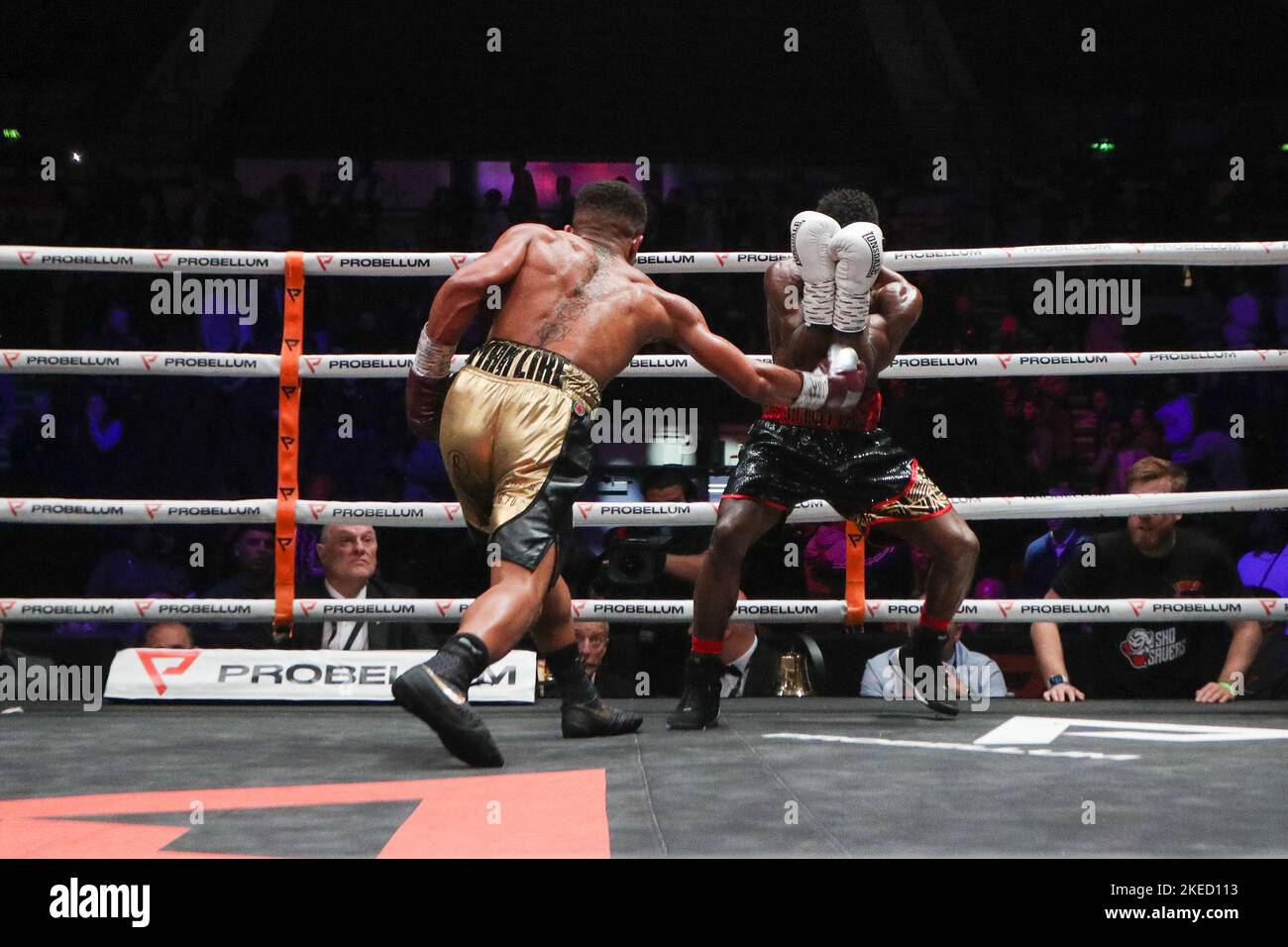 Sunny edwards vs felix alvarado hi-res stock photography and images - Alamy