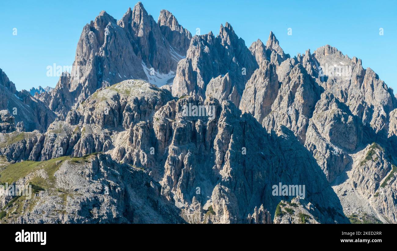 Towers of mordor hi-res stock photography and images - Alamy
