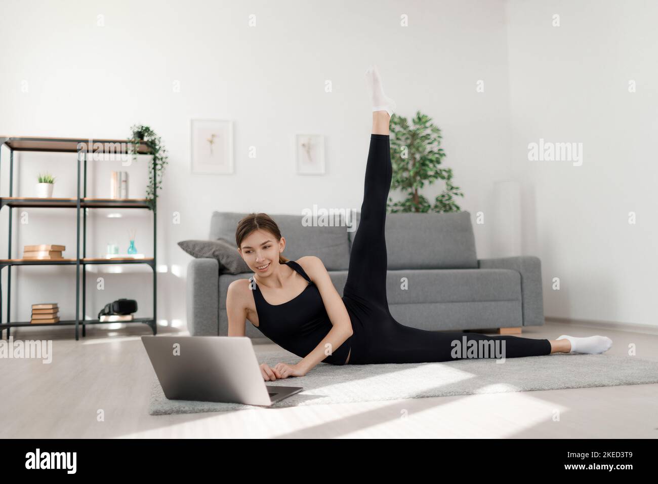 Lifting the legs hi-res stock photography and images - Alamy