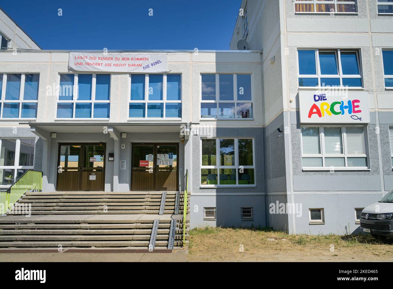 Kinder und jugendwerk hi-res stock photography and images - Alamy