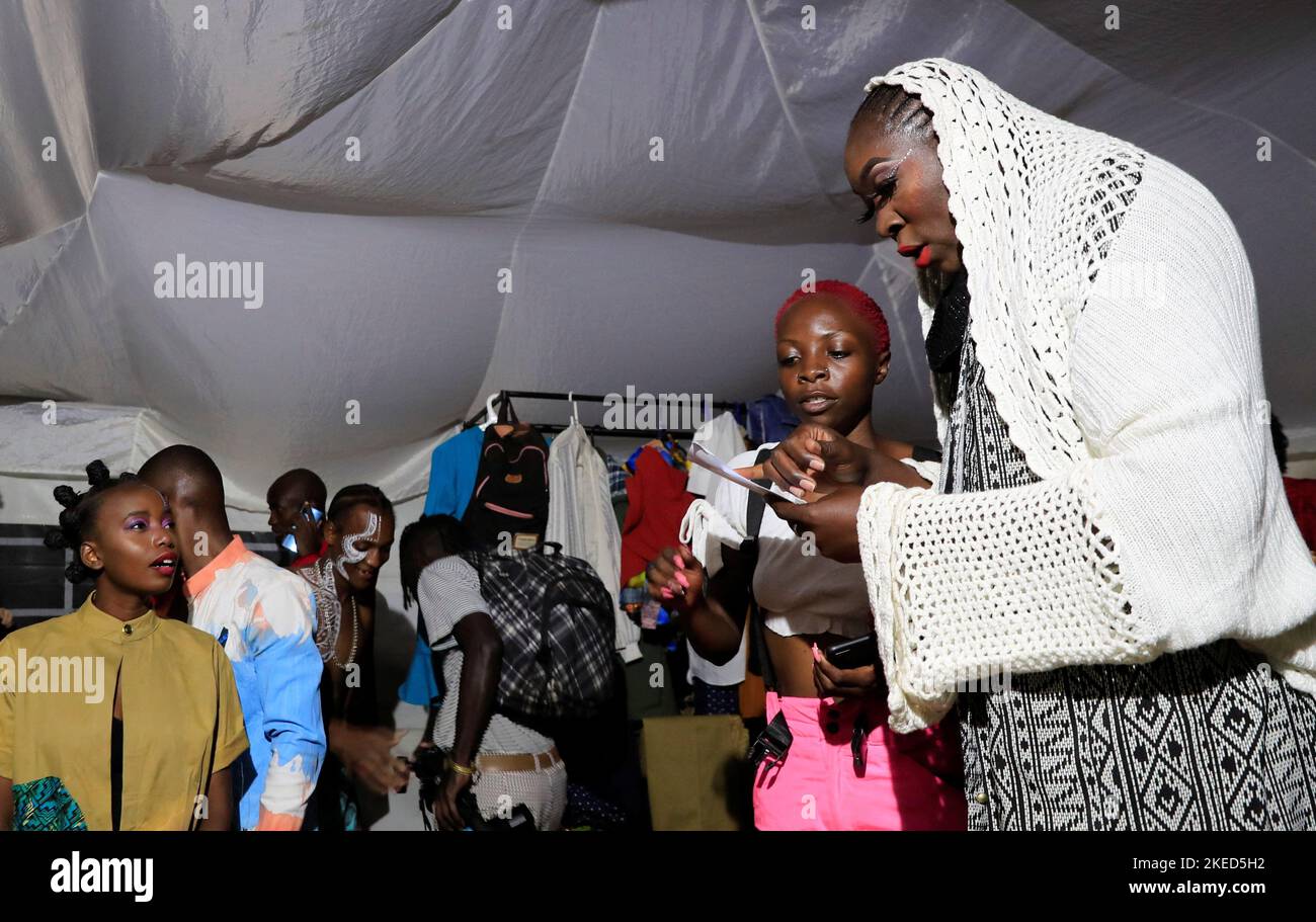 Kenyan models hi-res stock photography and images - Alamy