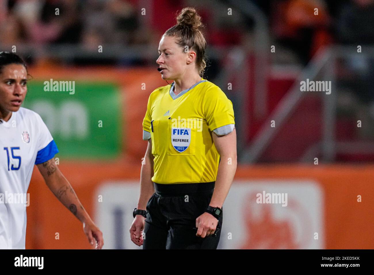UTRECHT, NETHERLANDS - NOVEMBER 11: referee Kirsty Dowle during the ...