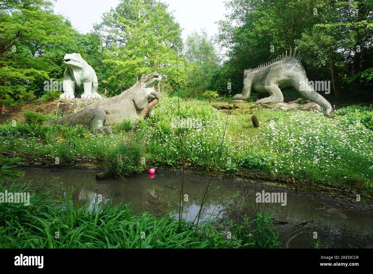 Sculptures of dinosaurs and other extinct animals near the river Effra ...