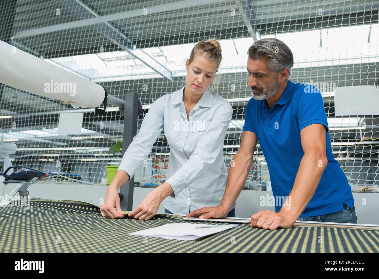 Carpet factory workers hi-res stock photography and images - Alamy
