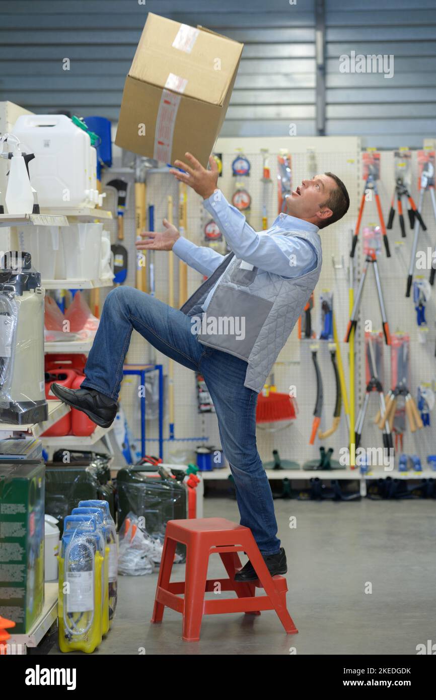 Worker falling of ladder hi-res stock photography and images - Alamy