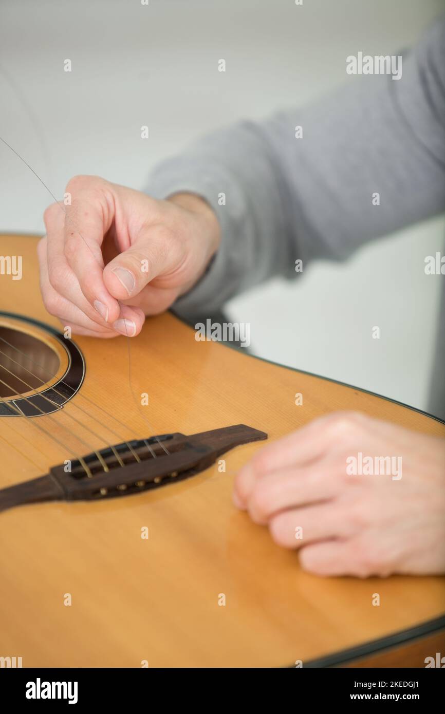 Guitar restoration hi-res stock photography and images - Alamy