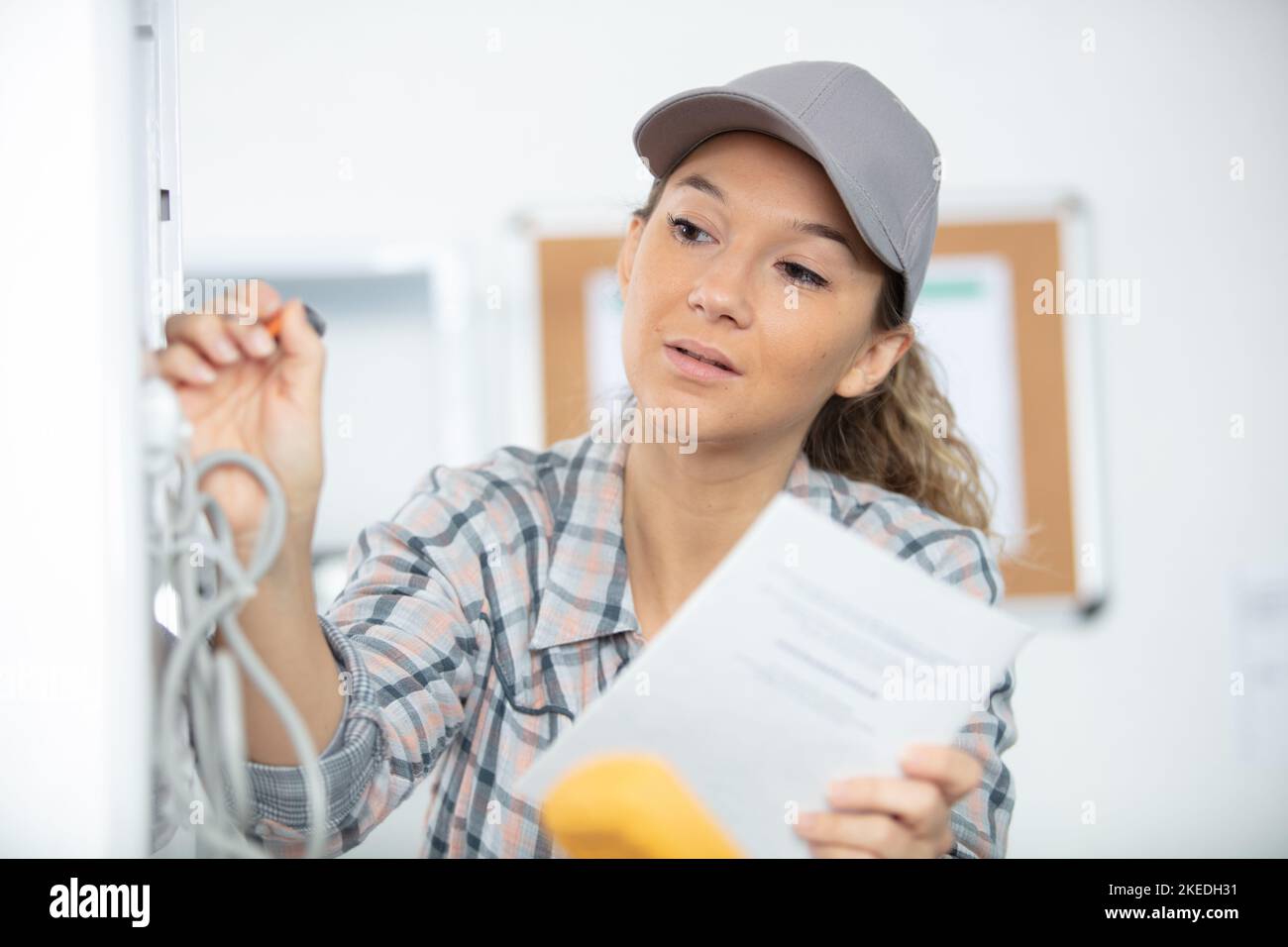 Electrician female power line repair hi-res stock photography and ...