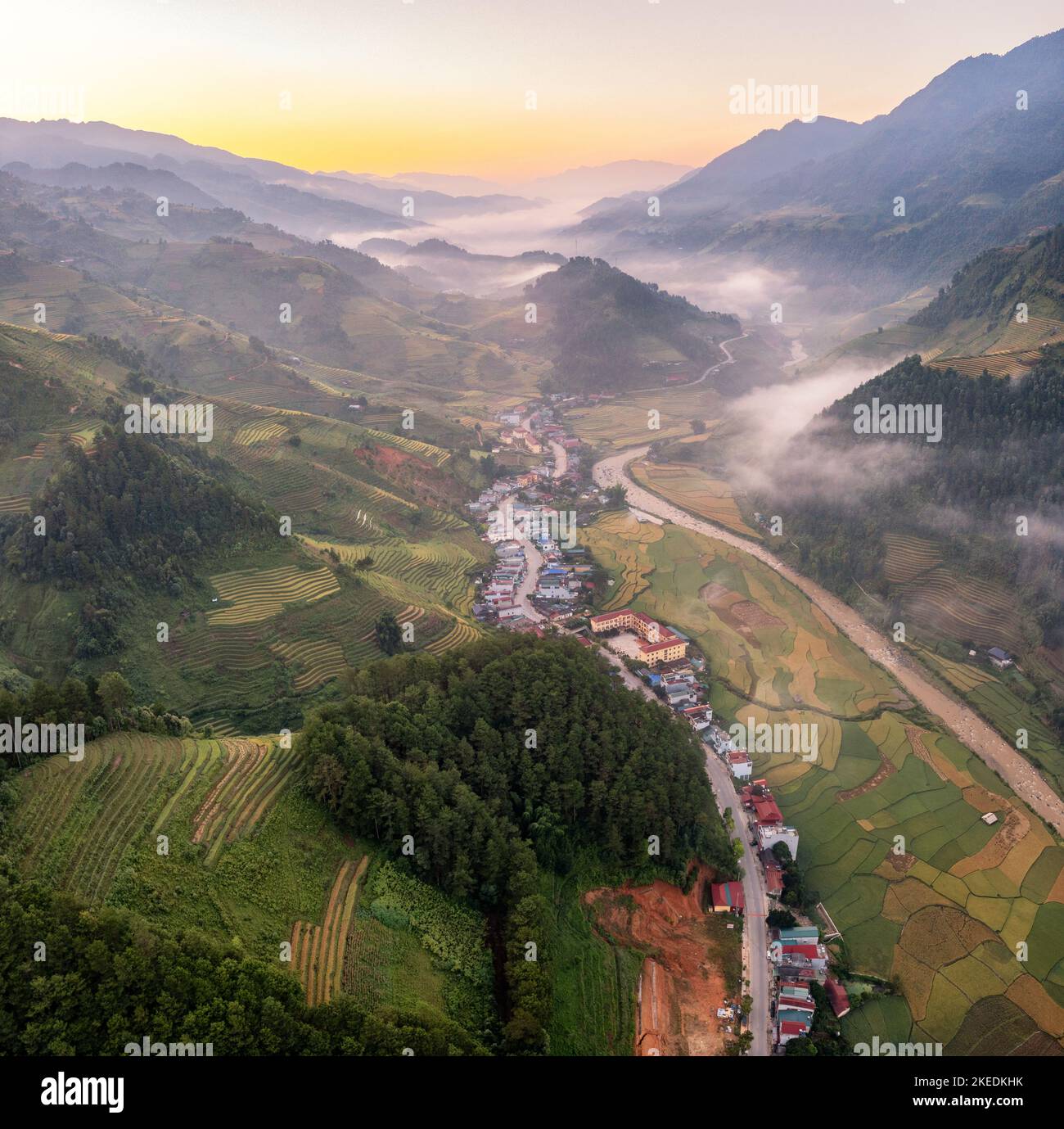 Rice fields on terraced of Mu Cang Chai, YenBai, Vietnam. Rice fields ...
