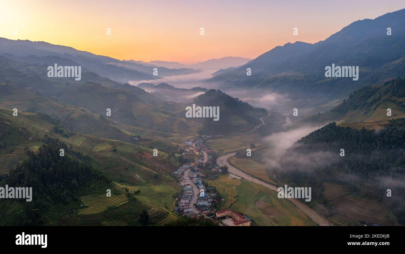 Rice fields on terraced of Mu Cang Chai, YenBai, Vietnam. Rice fields ...