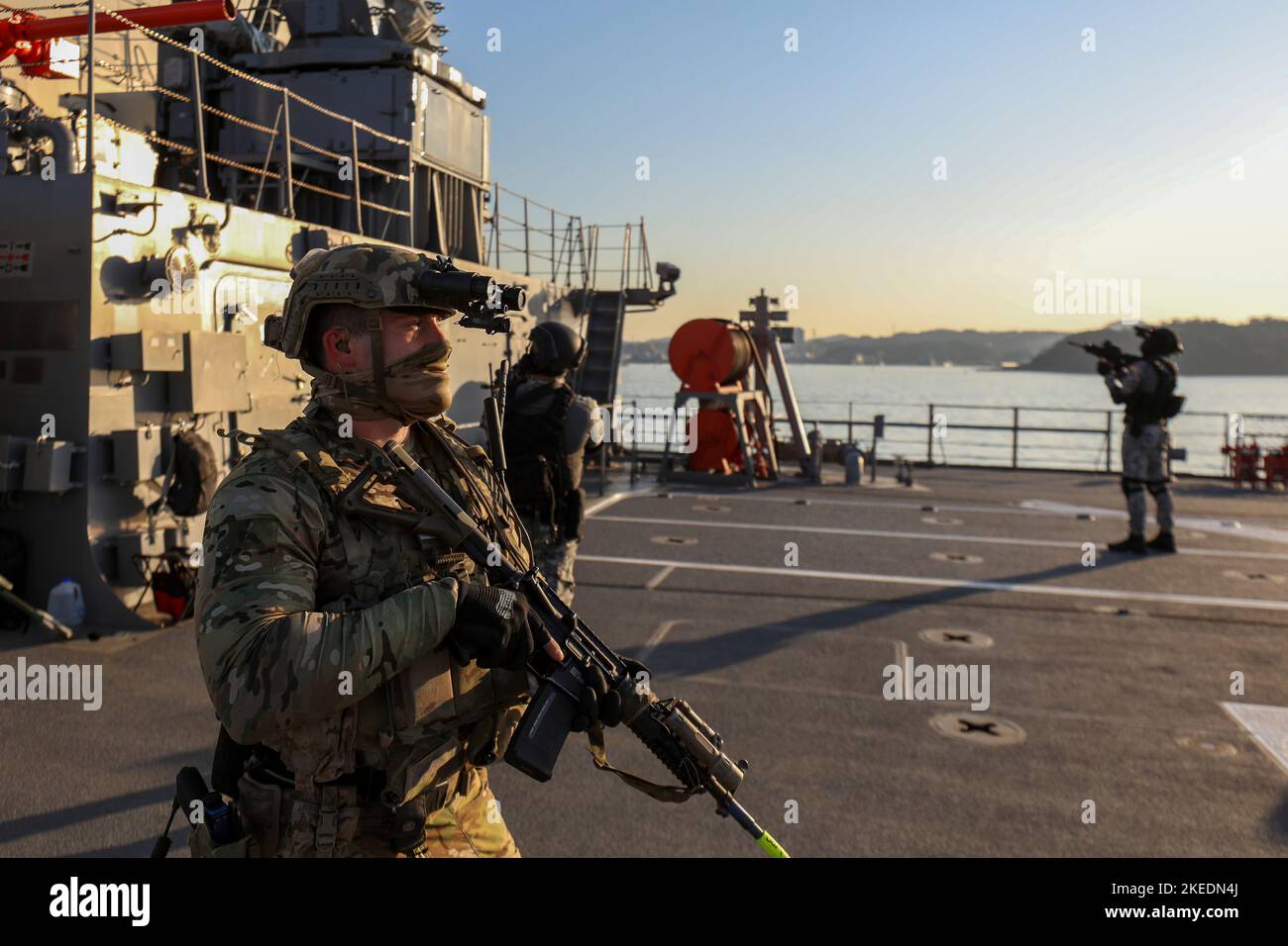 221108-N-AC117-1263 YOKOSUKA, Japan (Nov. 8, 2022) – Sailors with U.S ...