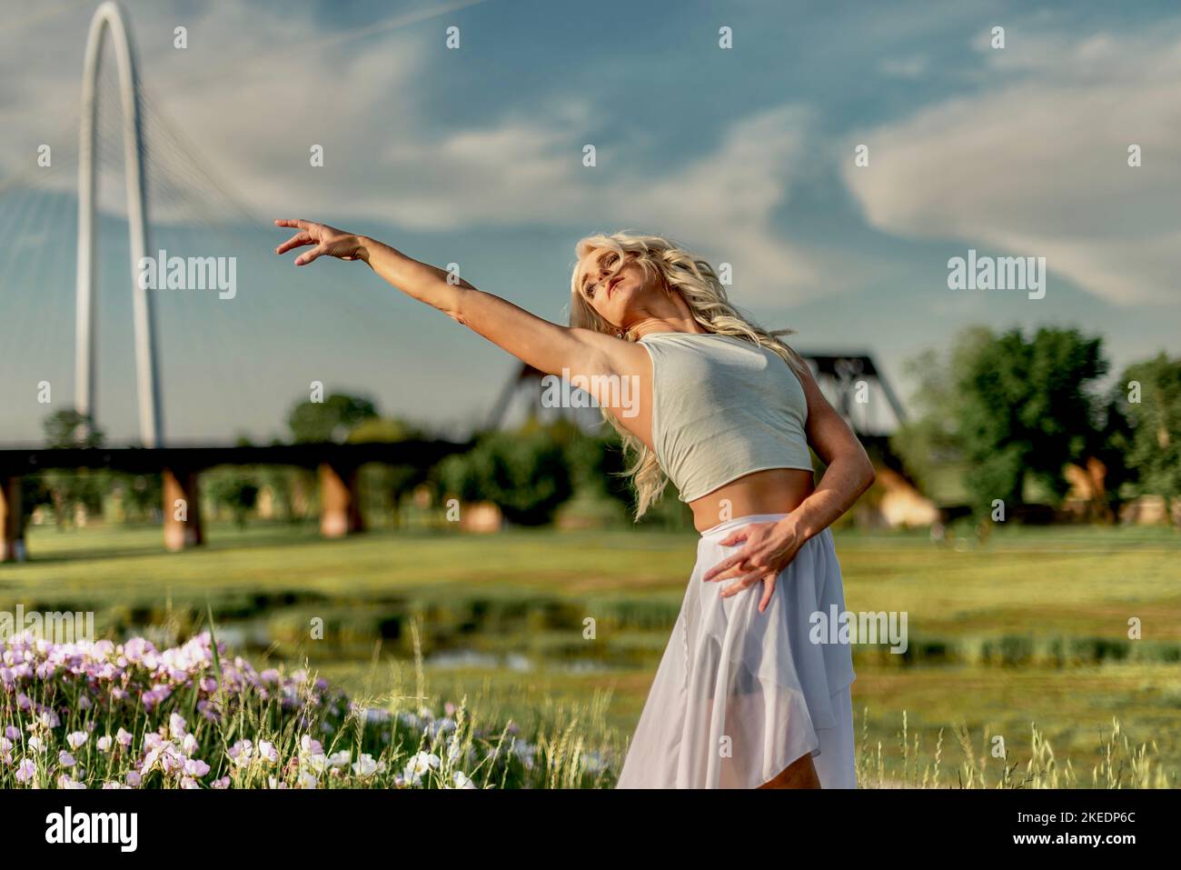 Elegant woman ballerina dance hi-res stock photography and images - Alamy