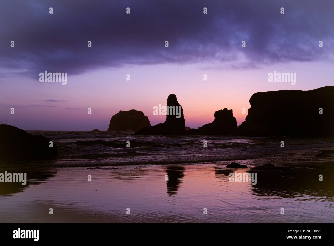 Sunset at Bandon Beach in Oregon Stock Photo - Alamy