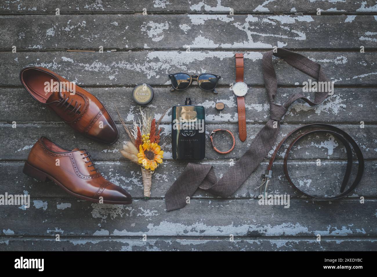 Mens style essentials hi-res stock photography and images - Alamy