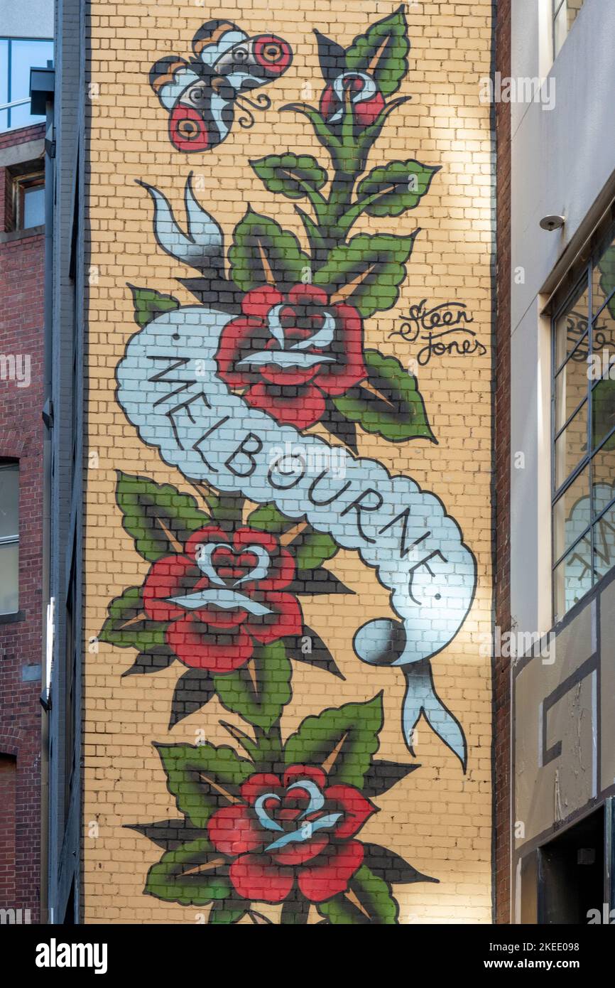 Street art flowers hi-res stock photography and images - Alamy