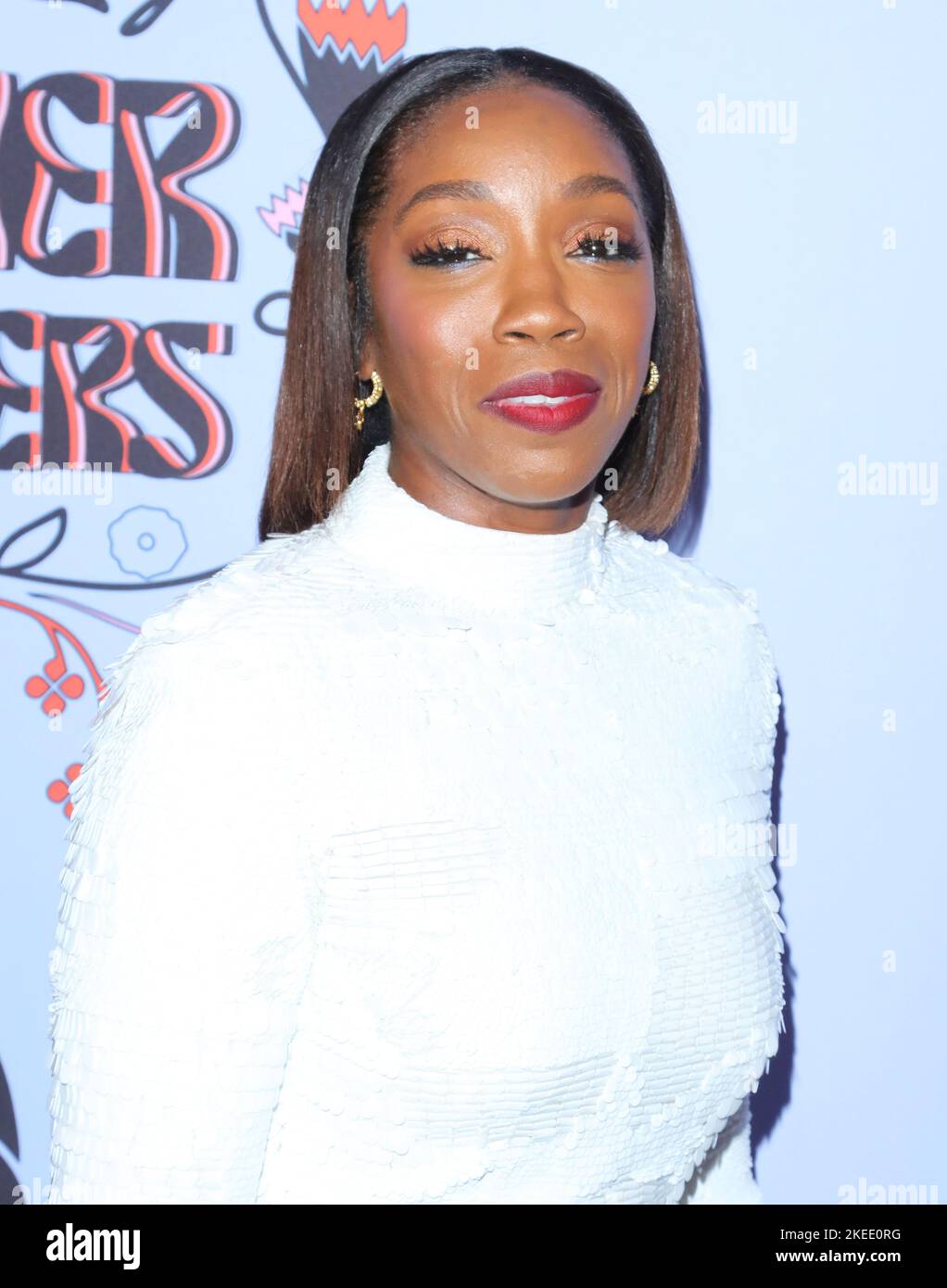 Beverly Hills, USA. 11th Nov, 2022. Estelle arrives at The Give Her ...