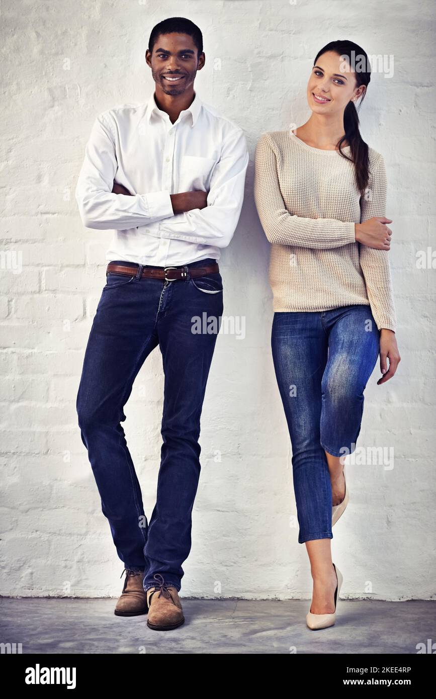 Two young men friends pose hi-res stock photography and images - Alamy