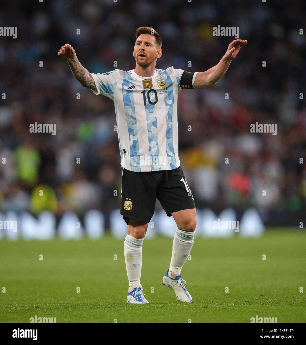 Lionel messi 2022 world cup hi-res stock photography and images - Alamy