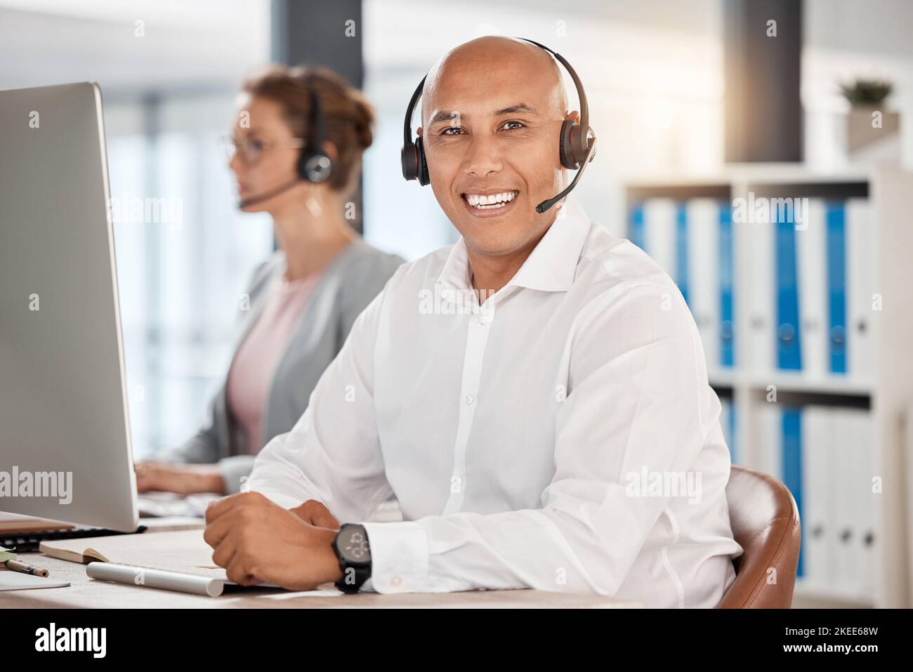 Customer service desk hi-res stock photography and images - Alamy
