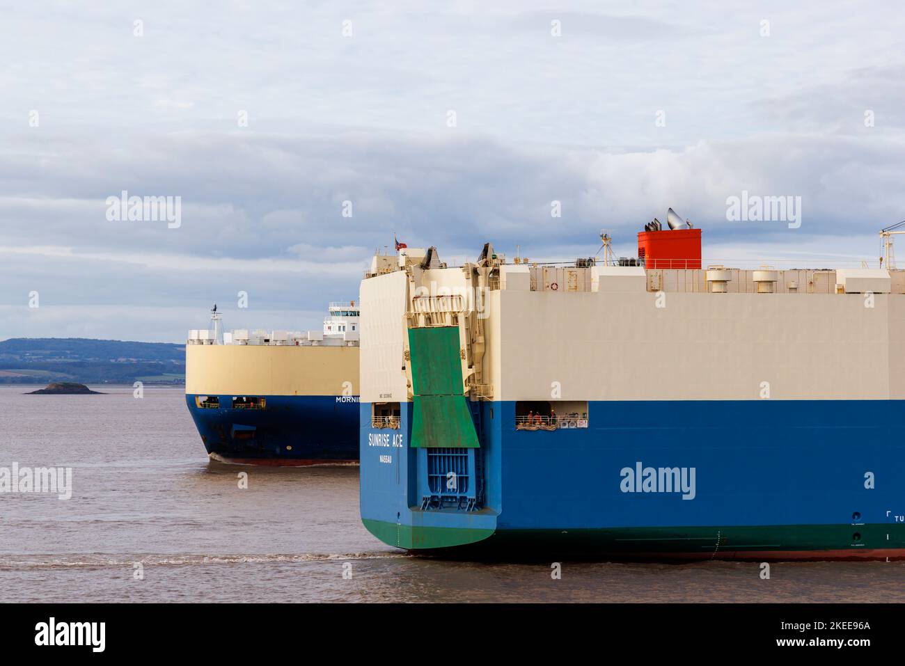 RoRo Sunrise Ace heading into port Stock Photo - Alamy