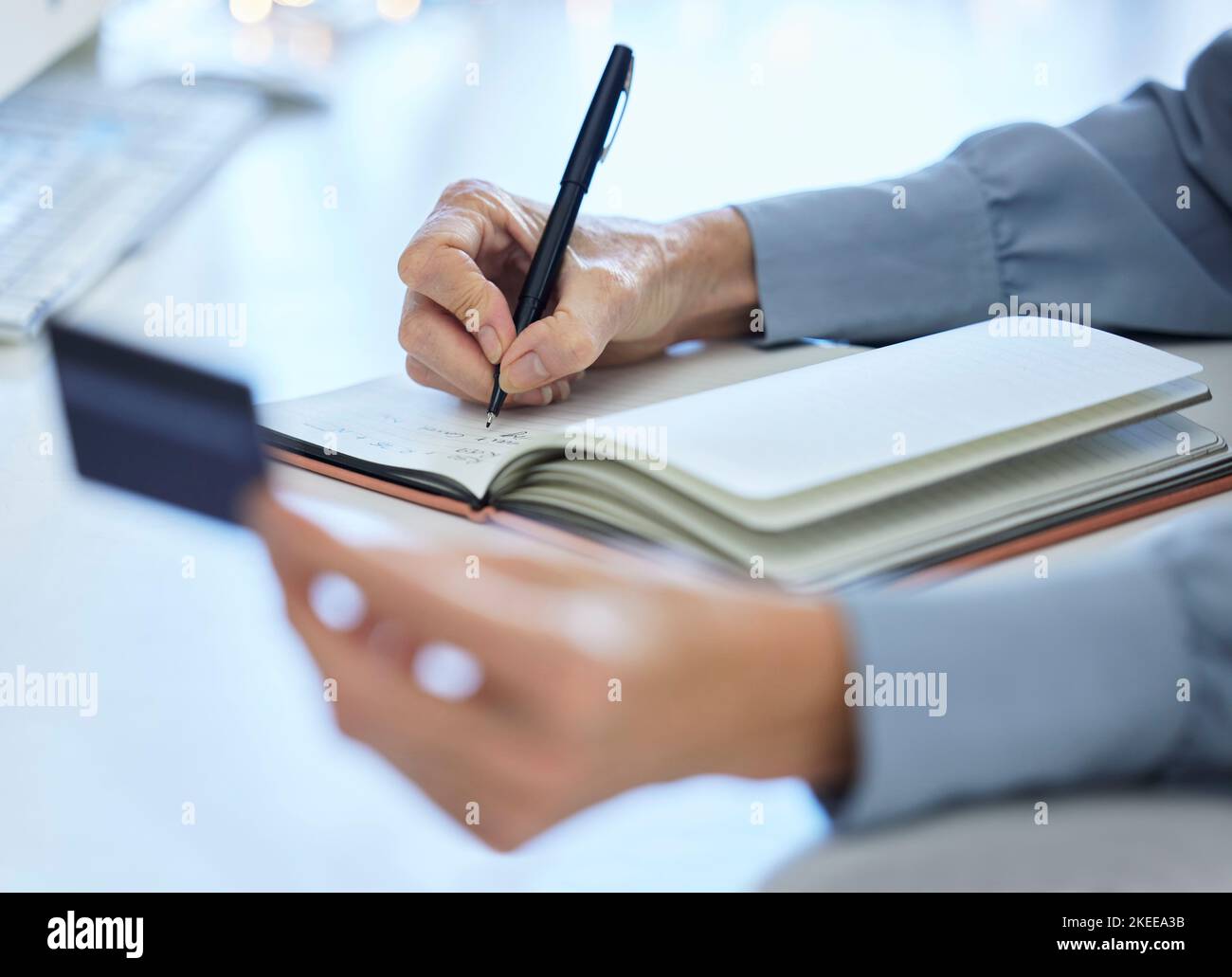 Hand writing card hi-res stock photography and images - Alamy