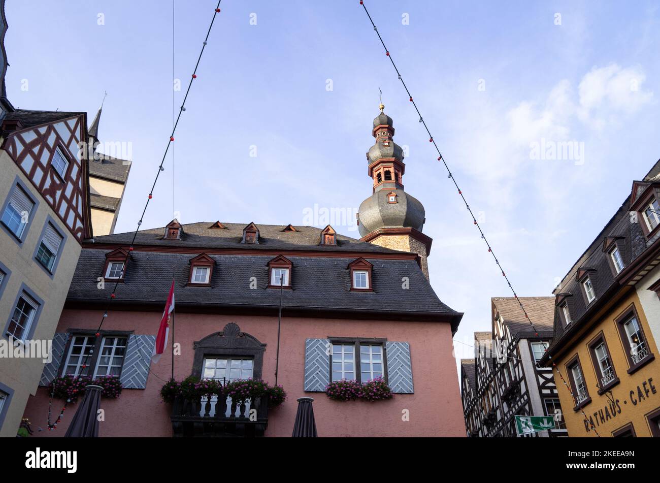 Cochem, Germany. 02nd Nov, 2022. The historic town hall on the market ...