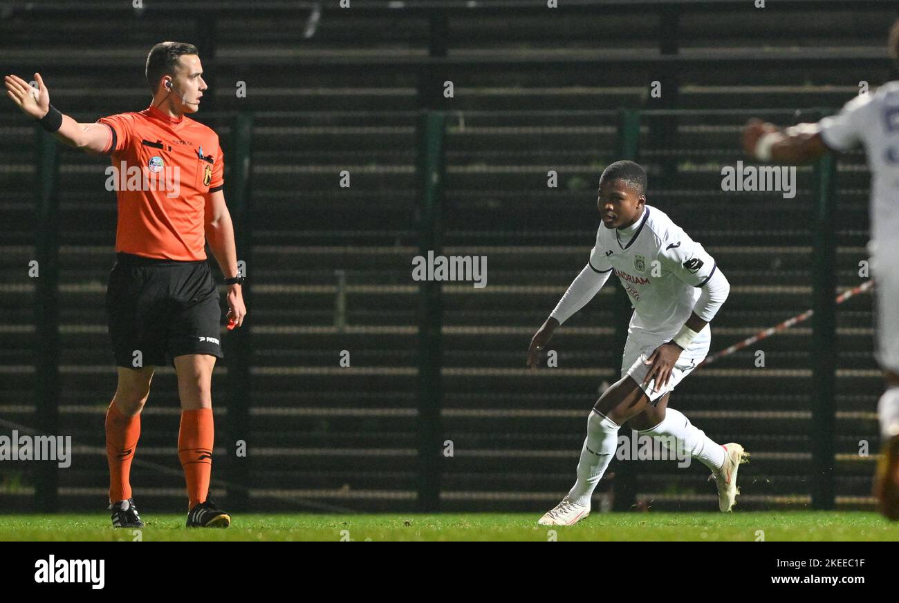 Roeselare, Belgium. 11th Nov 2022, Simion Michez (75) of RSCA Futures ...