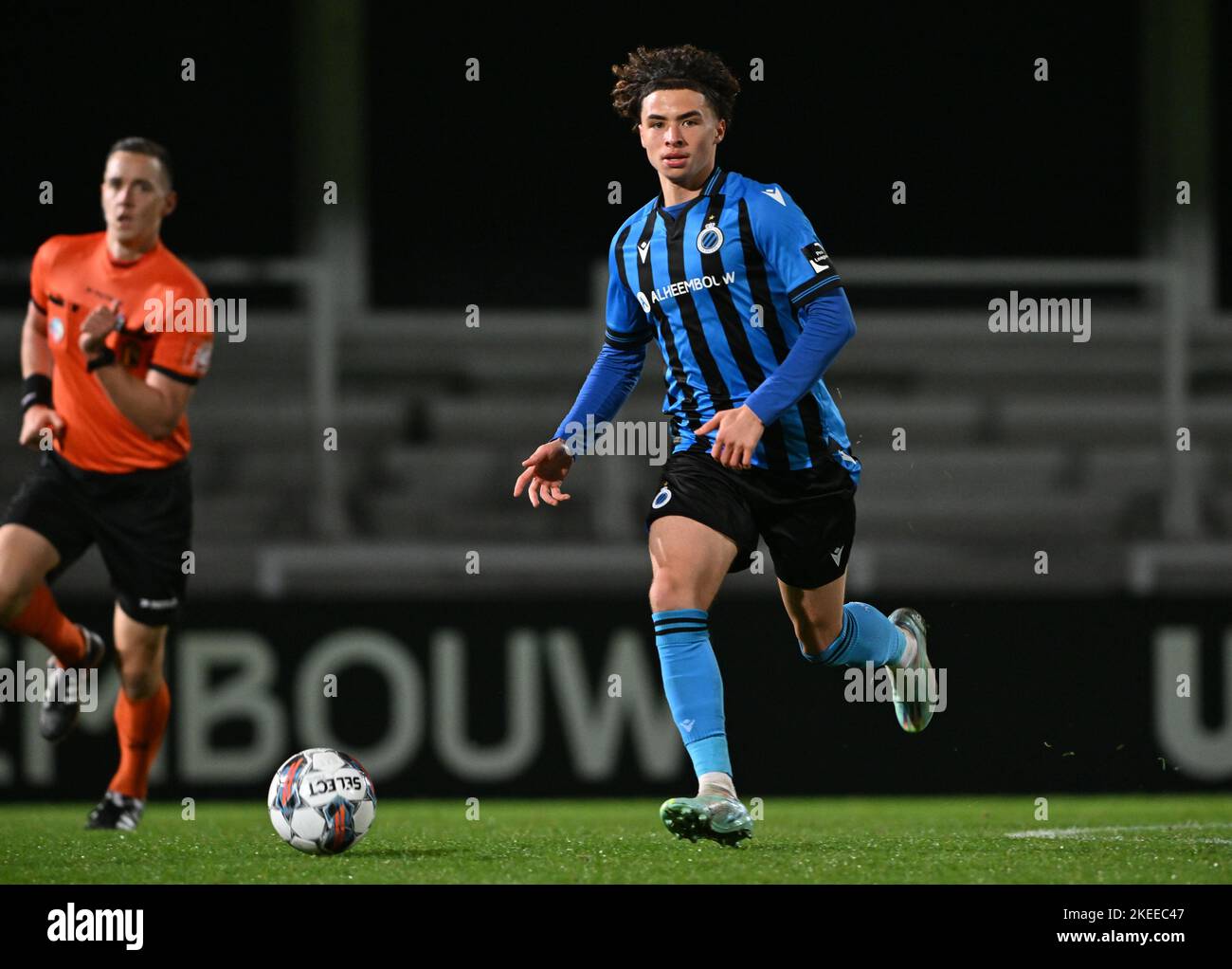 Roeselare, Belgium. 11th Nov 2022, Chemsdine Talbi (7) of Club NXT ...