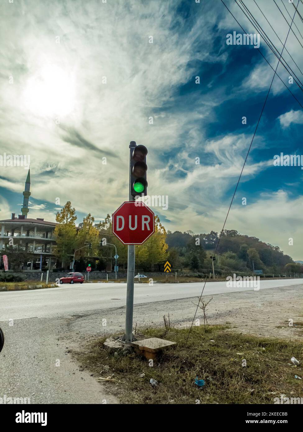 railroad crossing sign, traffic sign Stock Photo - Alamy