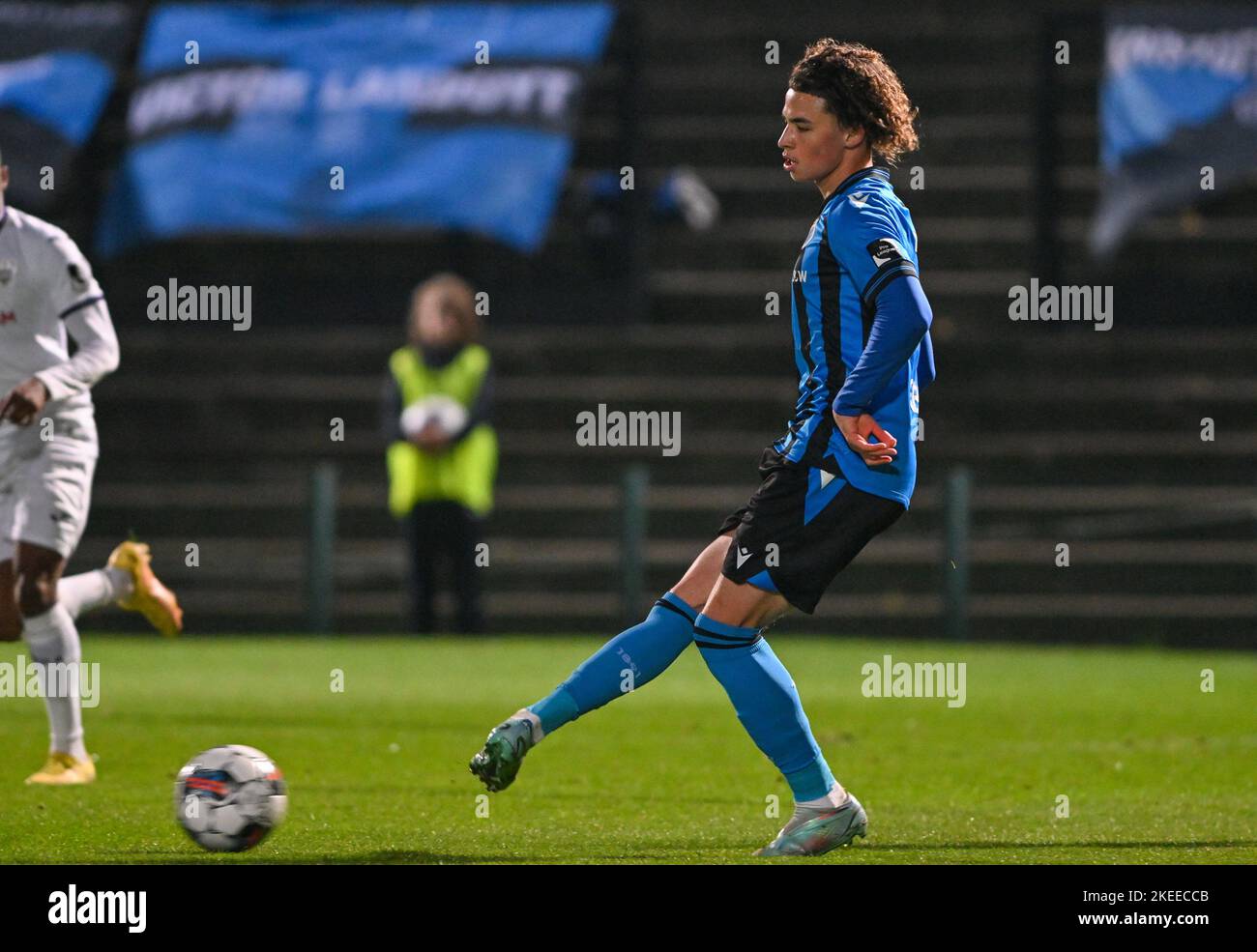 Roeselare, Belgium. 11th Nov 2022, Chemsdine Talbi (7) of Club NXT ...